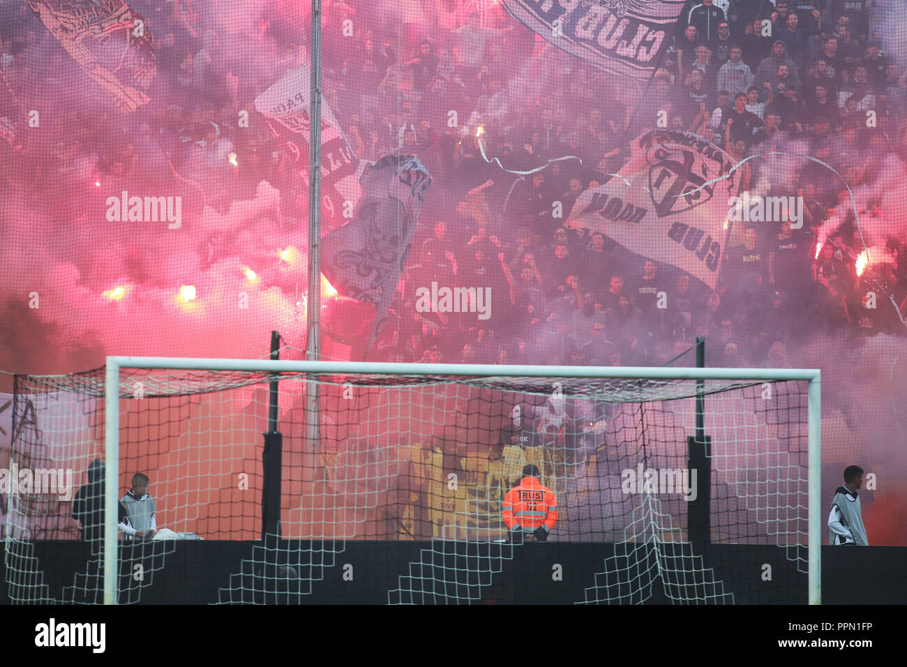 Paok hooligans hi-res stock photography and images - Alamy