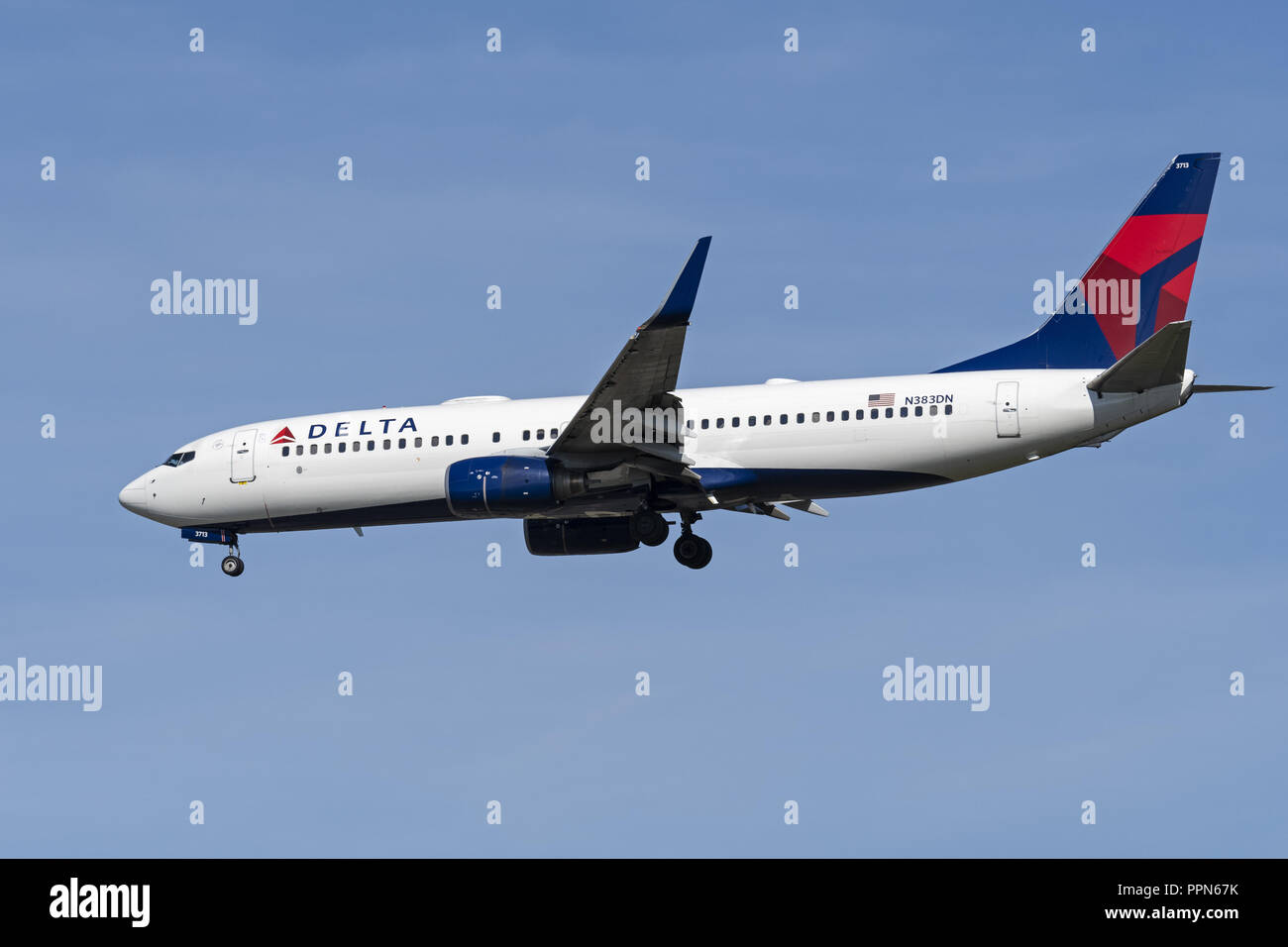 September 25, 2018 - Richmond, British Columbia, Canada - A Delta Air ...