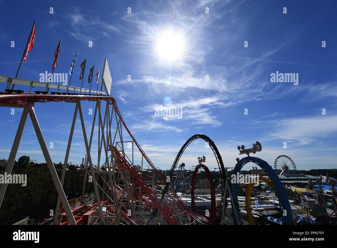 Olympic looping hi-res stock photography and images - Alamy