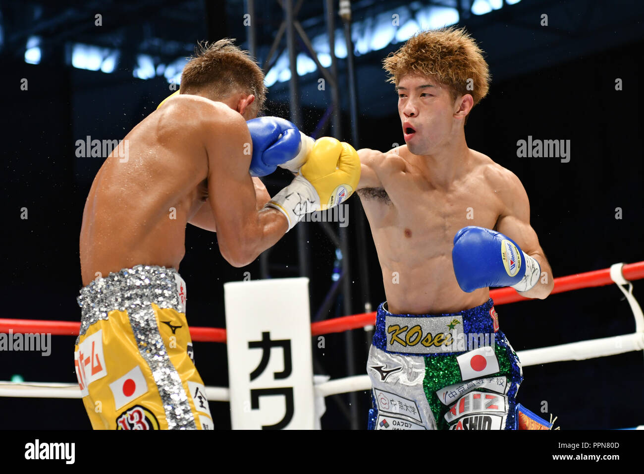 Nagoya, Aichi, Japan. 24th Sep, 2018. (L-R) Sho Kimura, Kosei Tanaka (JPN) Boxing : Kosei Tanaka ...