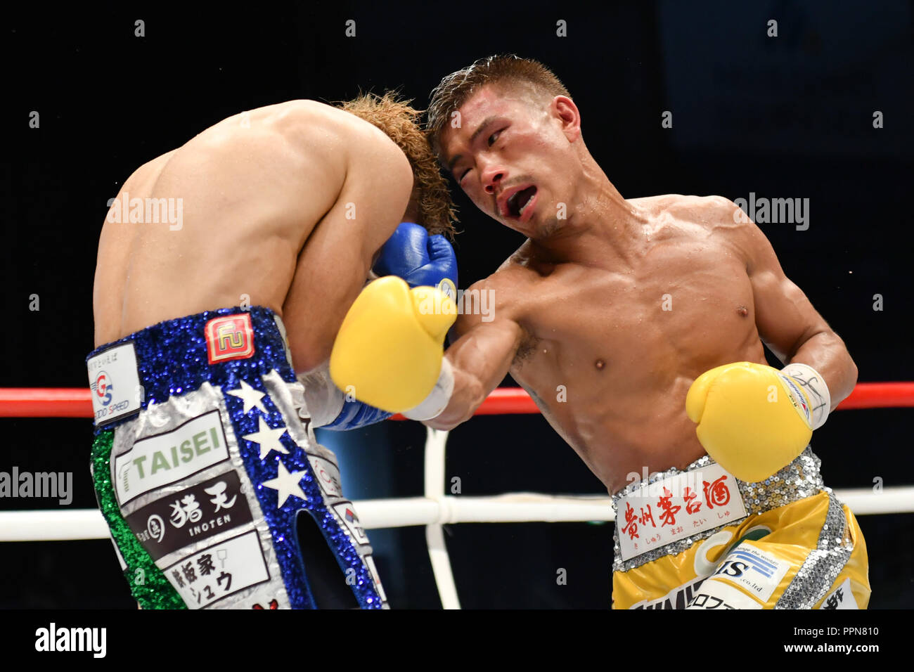 Nagoya, Aichi, Japan. 24th Sep, 2018. (L-R) Kosei Tanaka, Sho Kimura (JPN) Boxing : Sho Kimura ...