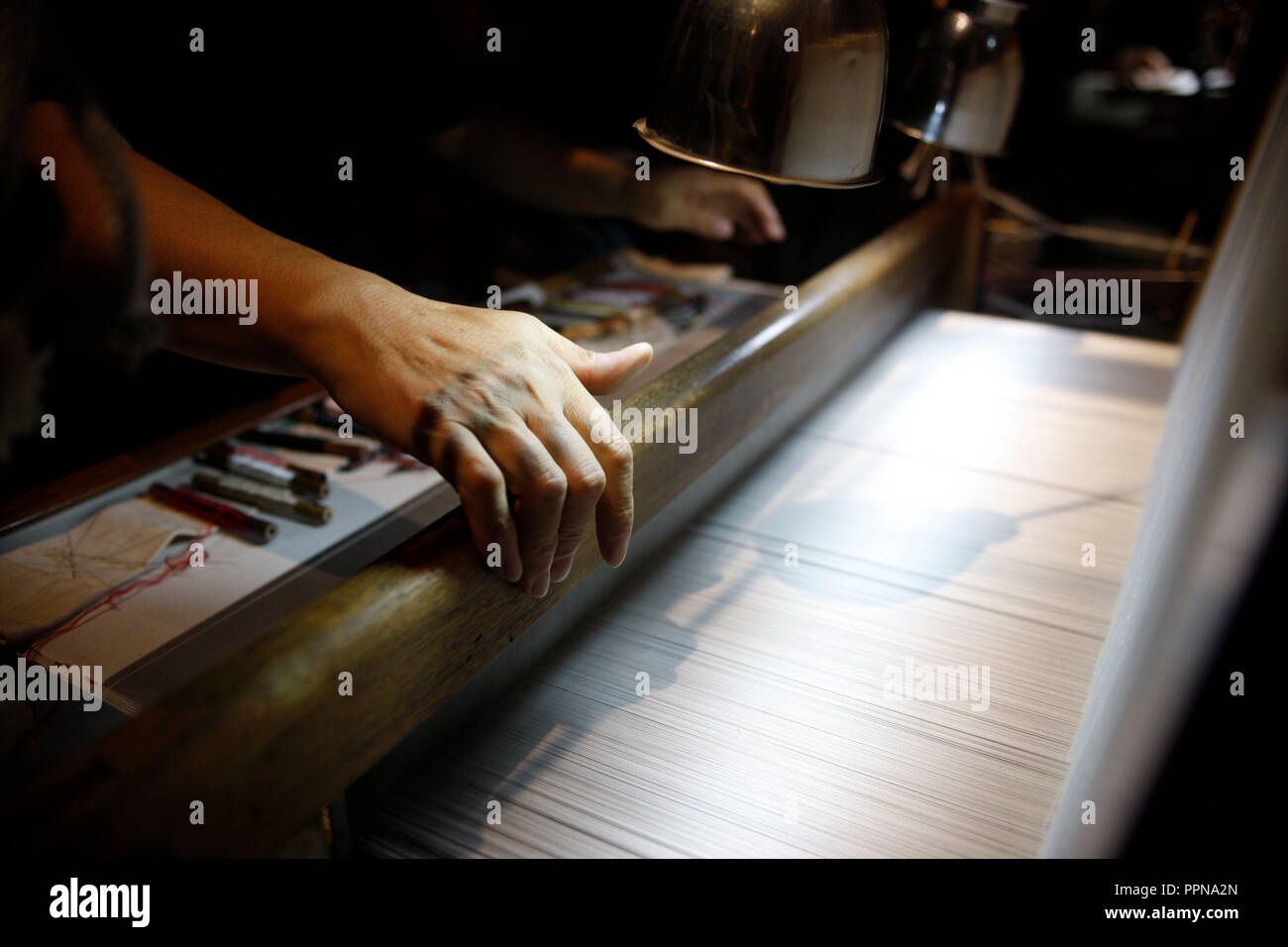 Chinese silk brocade patterns hi-res stock photography and images - Alamy