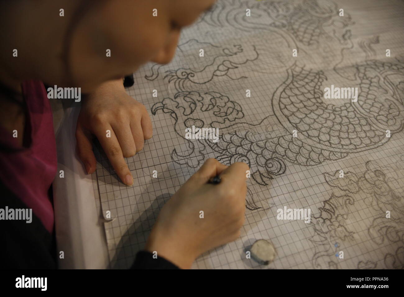 Chinese silk brocade patterns hi-res stock photography and images - Alamy