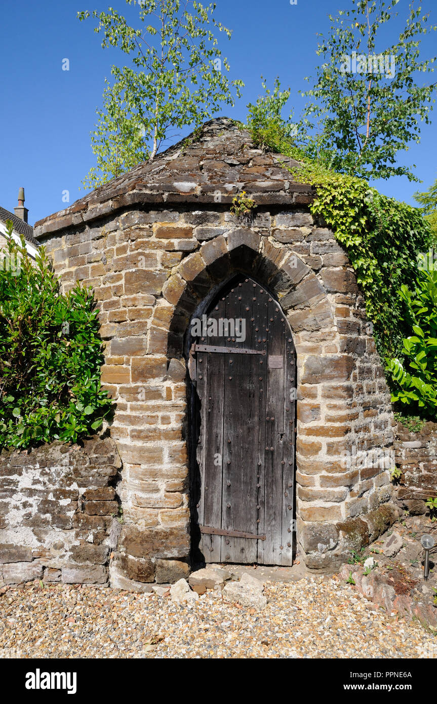 The Church of St James, Silsoe, Bedfordshire. Built of ironstone it ...