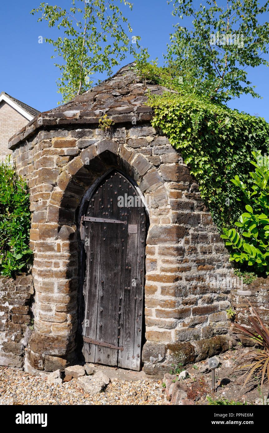 Ironstone built church hi-res stock photography and images - Alamy