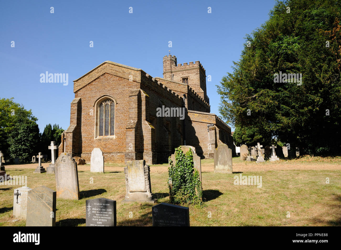 Ironstone built church hi-res stock photography and images - Alamy