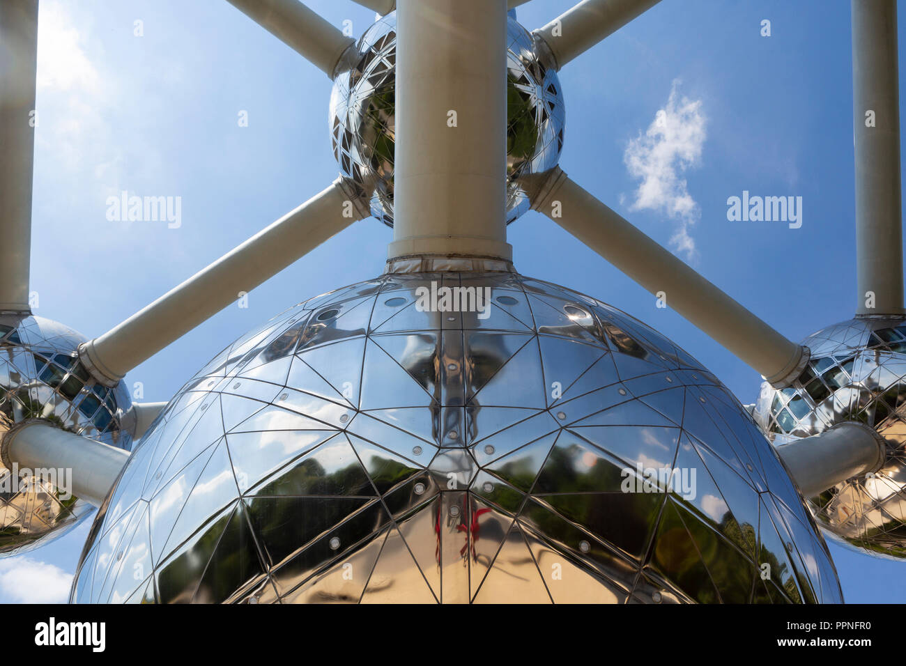 Aluminum superstructure hi-res stock photography and images - Alamy
