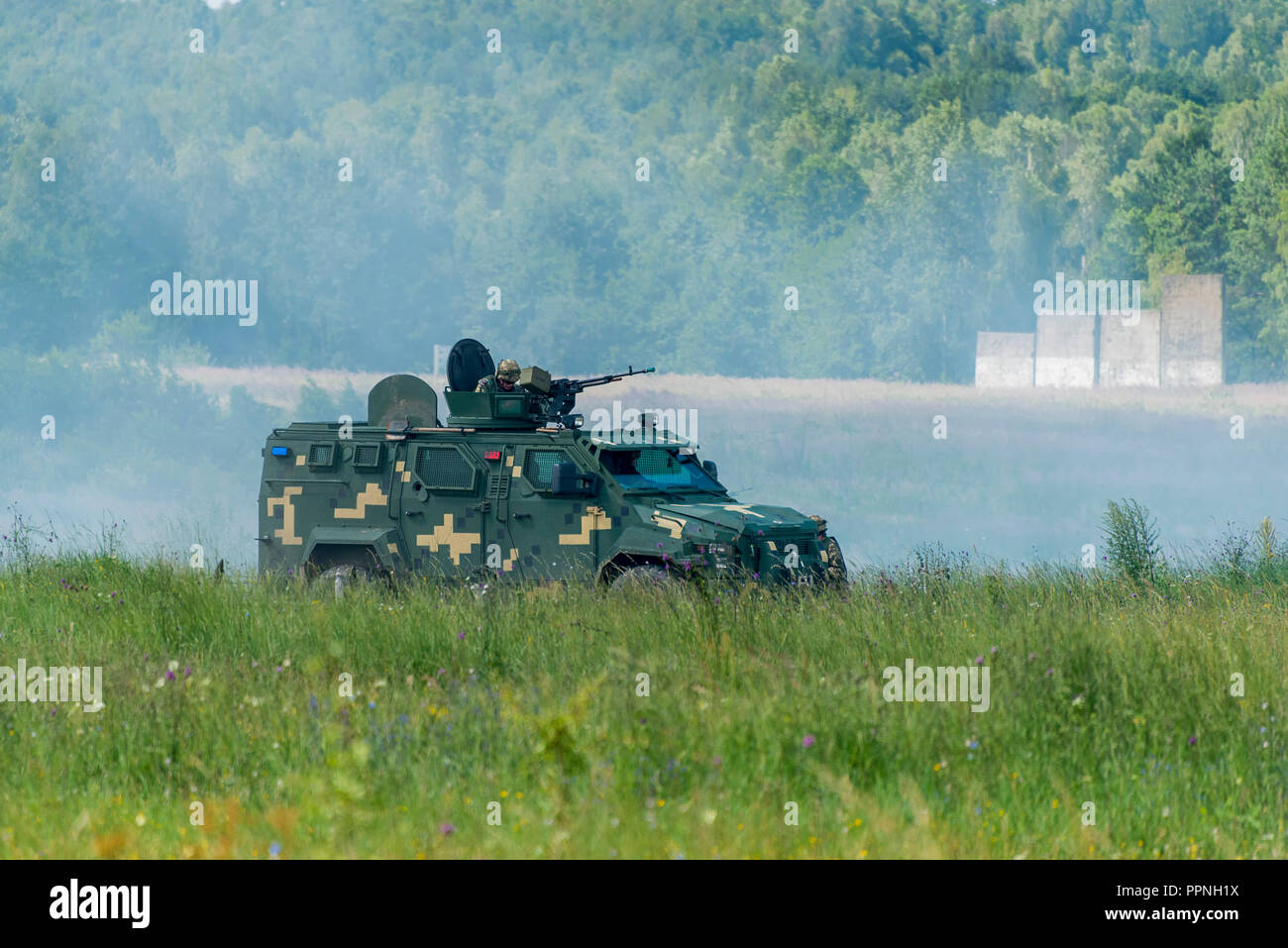 Rapid assault vehicle hi-res stock photography and images - Alamy