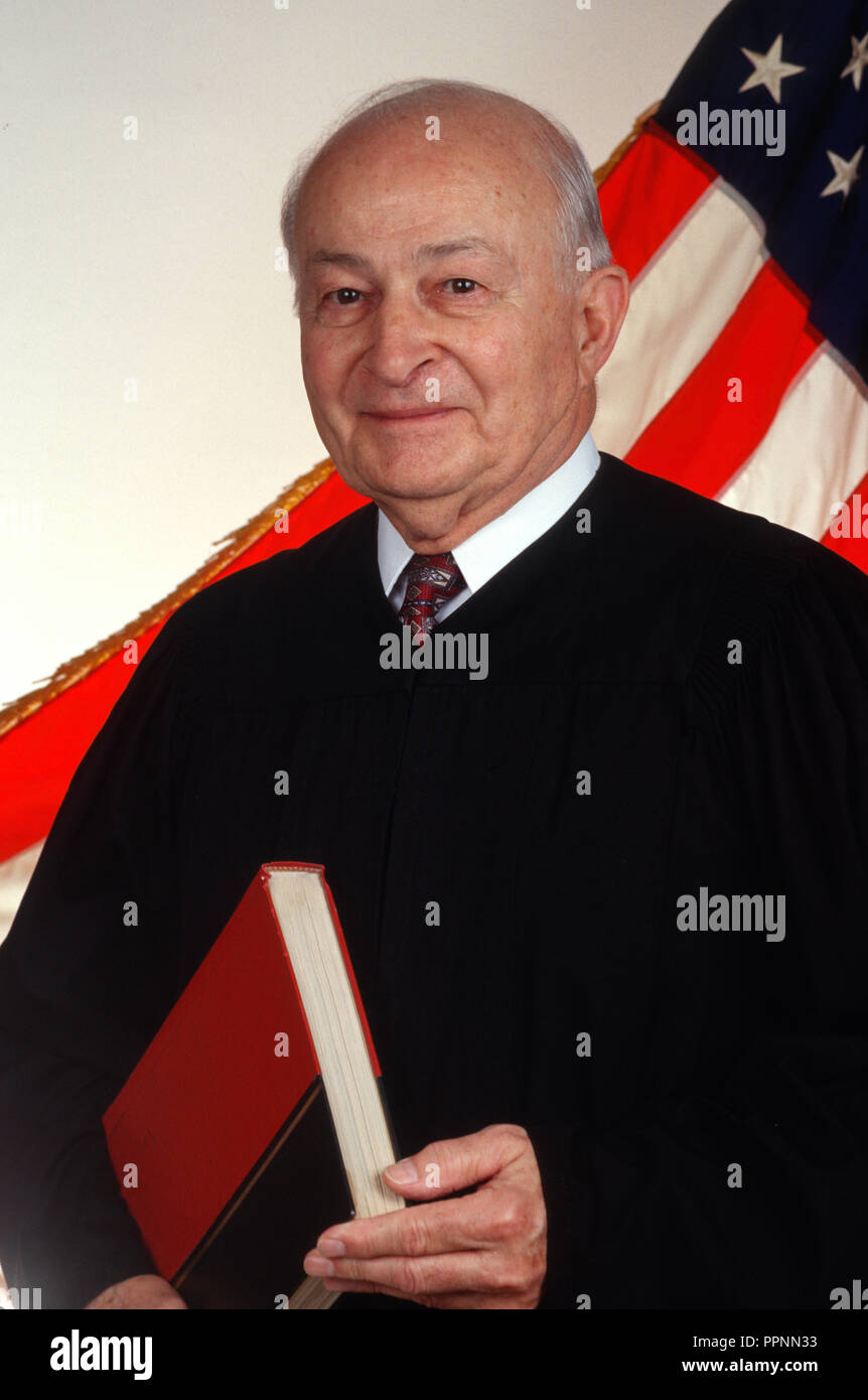 Stern judge looking camera hi-res stock photography and images - Alamy