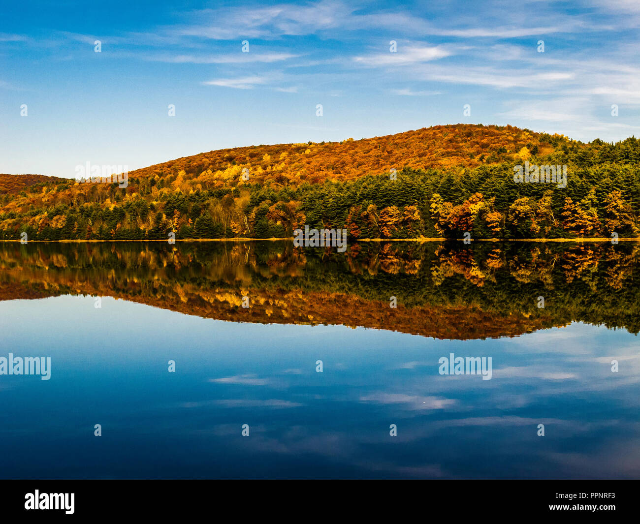 Saville Dam Barkhamsted Reservoir Barkhamsted, Connecticut, USA Stock ...
