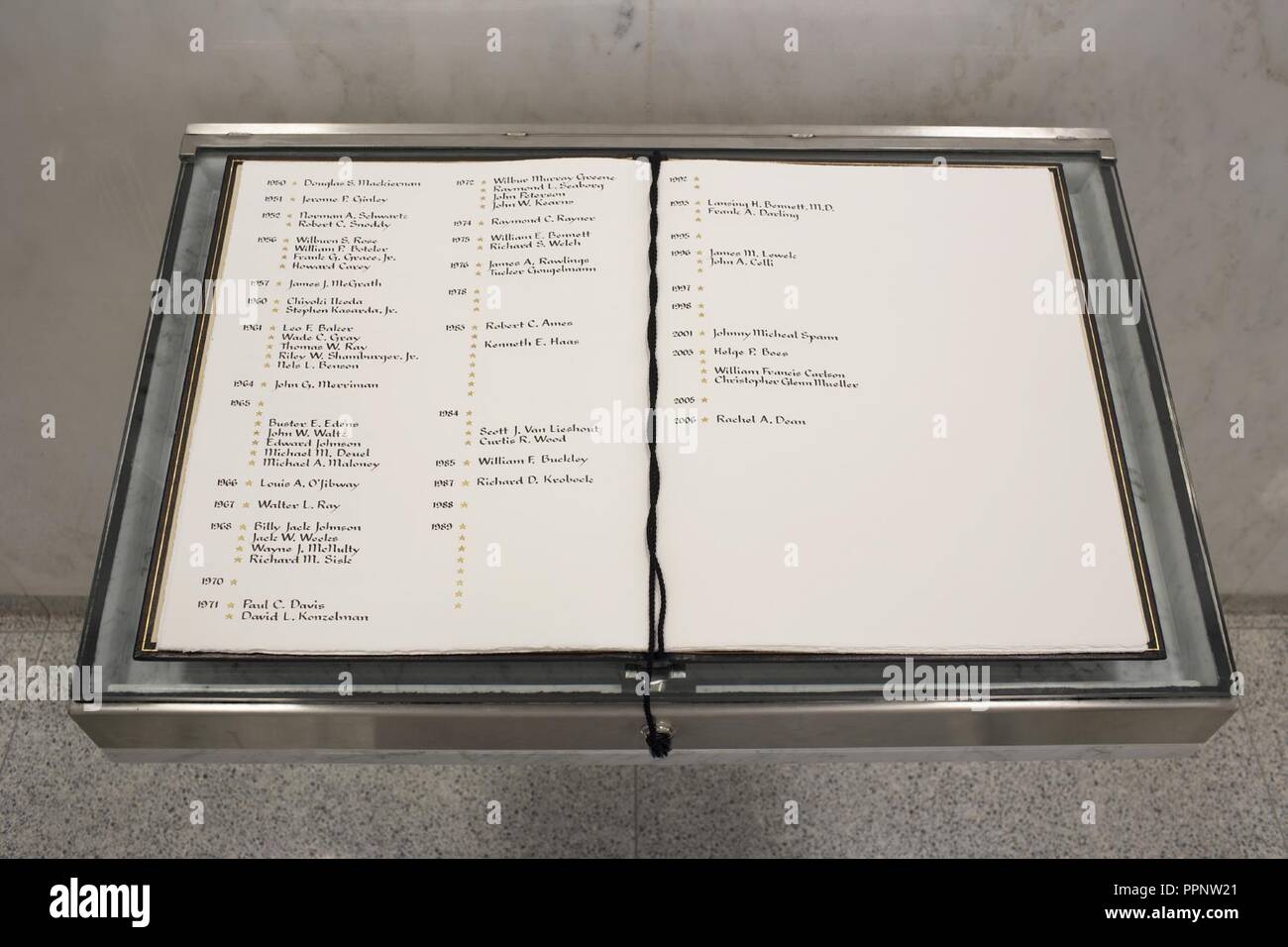 Book of honor hi-res stock photography and images - Alamy