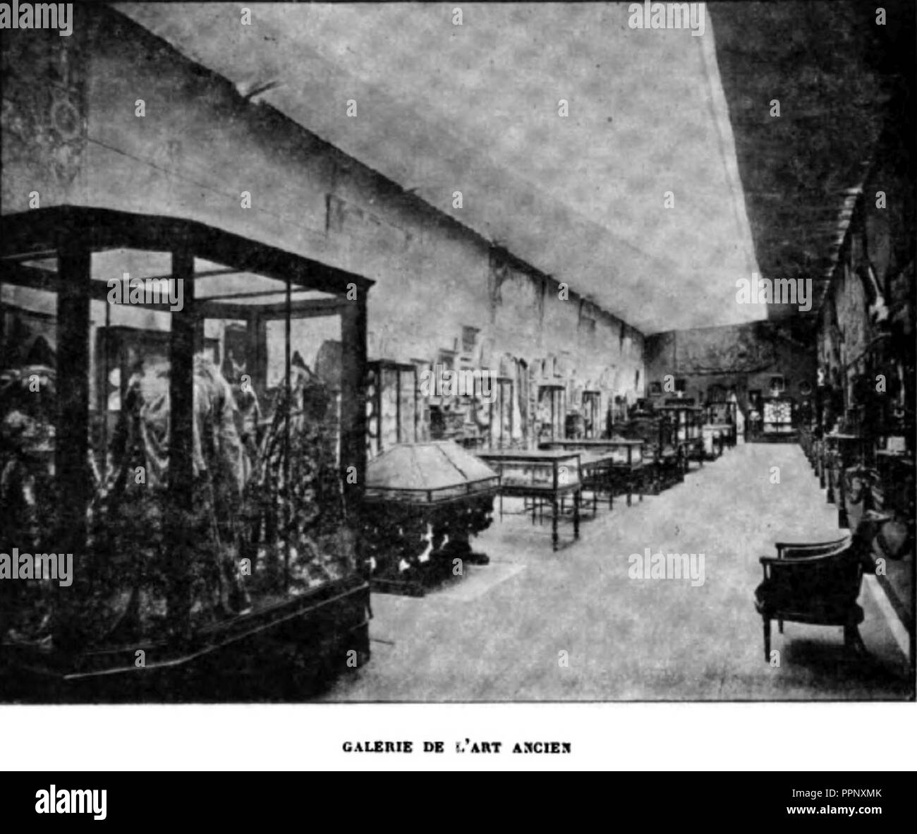 Bordeaux exposition 1895 - Galerie de l'Art ancien Stock Photo - Alamy