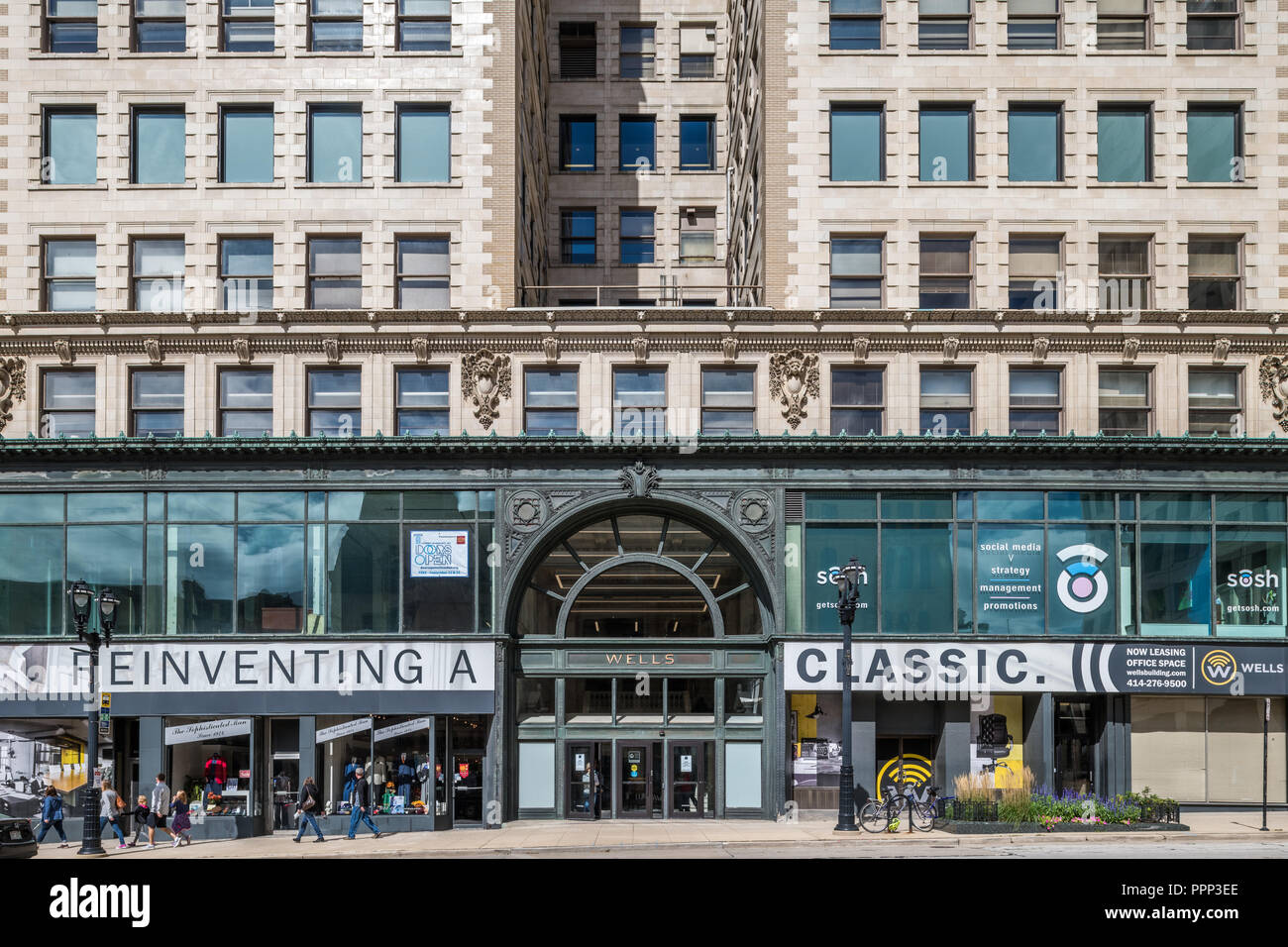 Historic buildings in downtown Milwaukee Stock Photo - Alamy