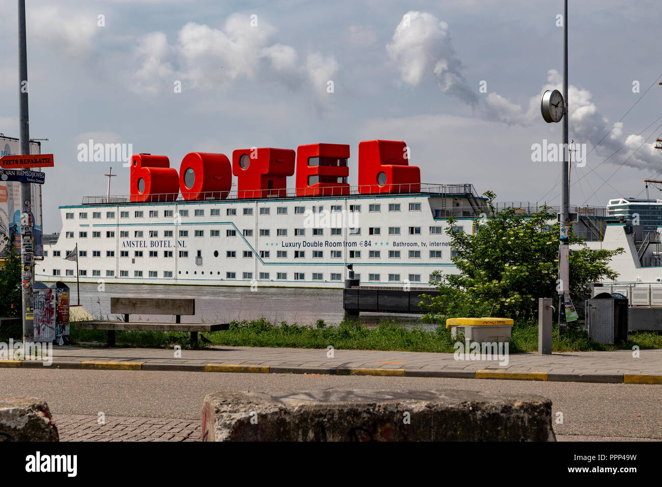 Botel hotel hi-res stock photography and images - Alamy