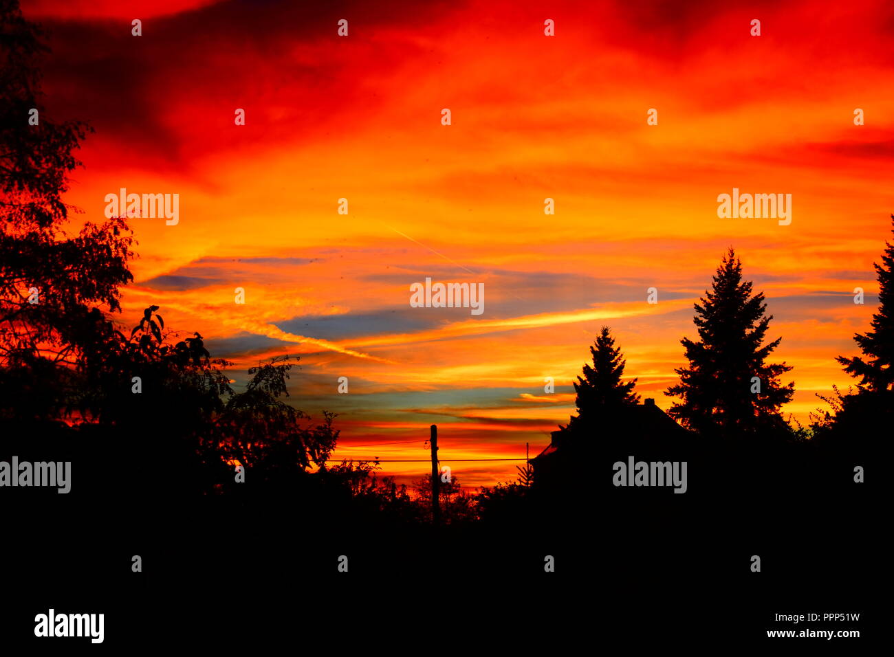 Beautiful twilight colours hi-res stock photography and images - Alamy