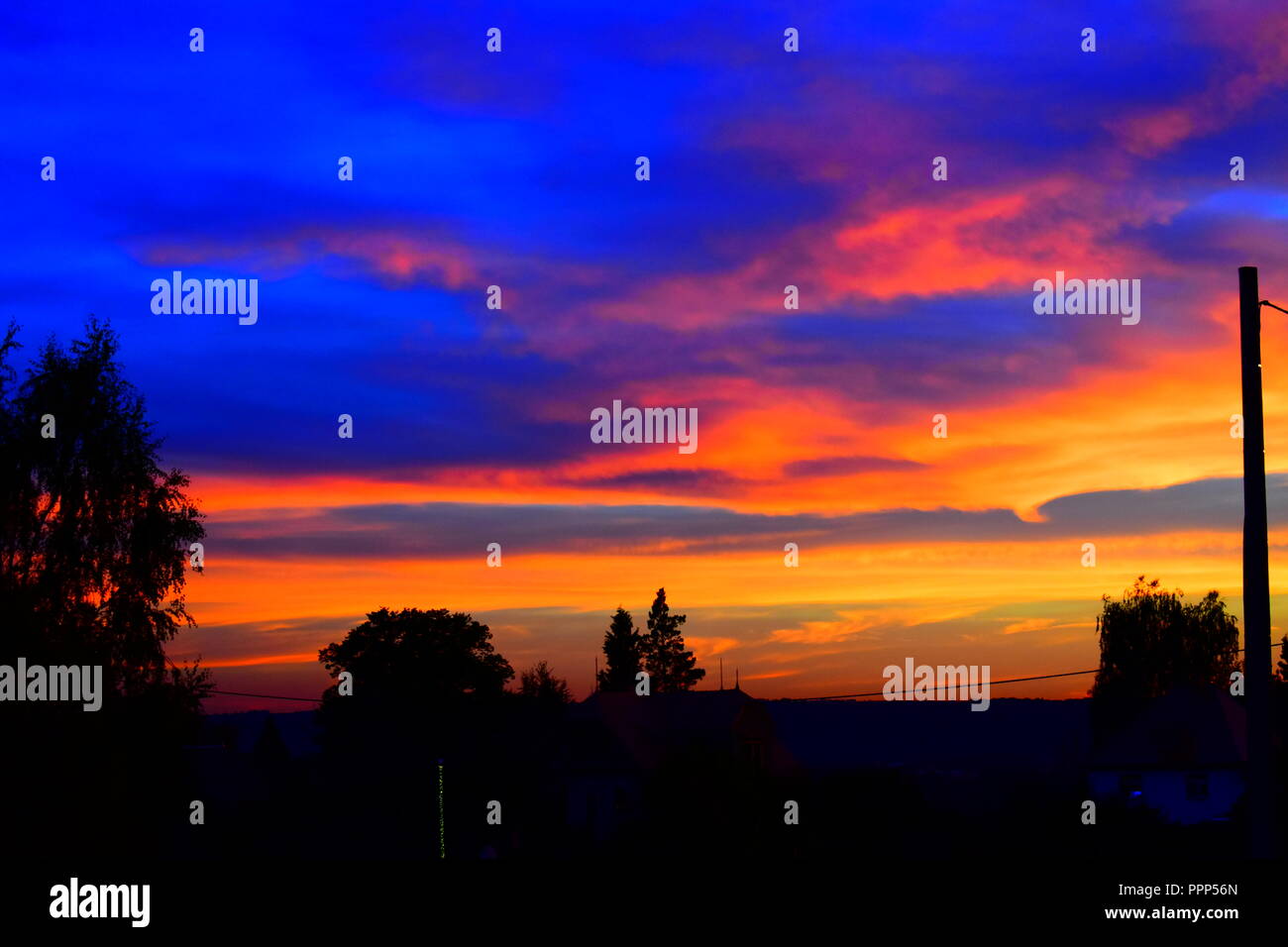 The colours of sunset hi-res stock photography and images - Alamy