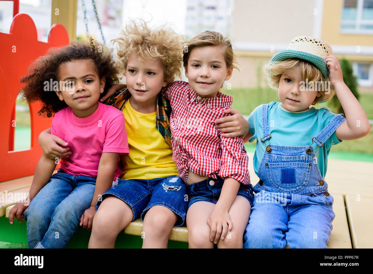 Multicultural children hi-res stock photography and images - Alamy