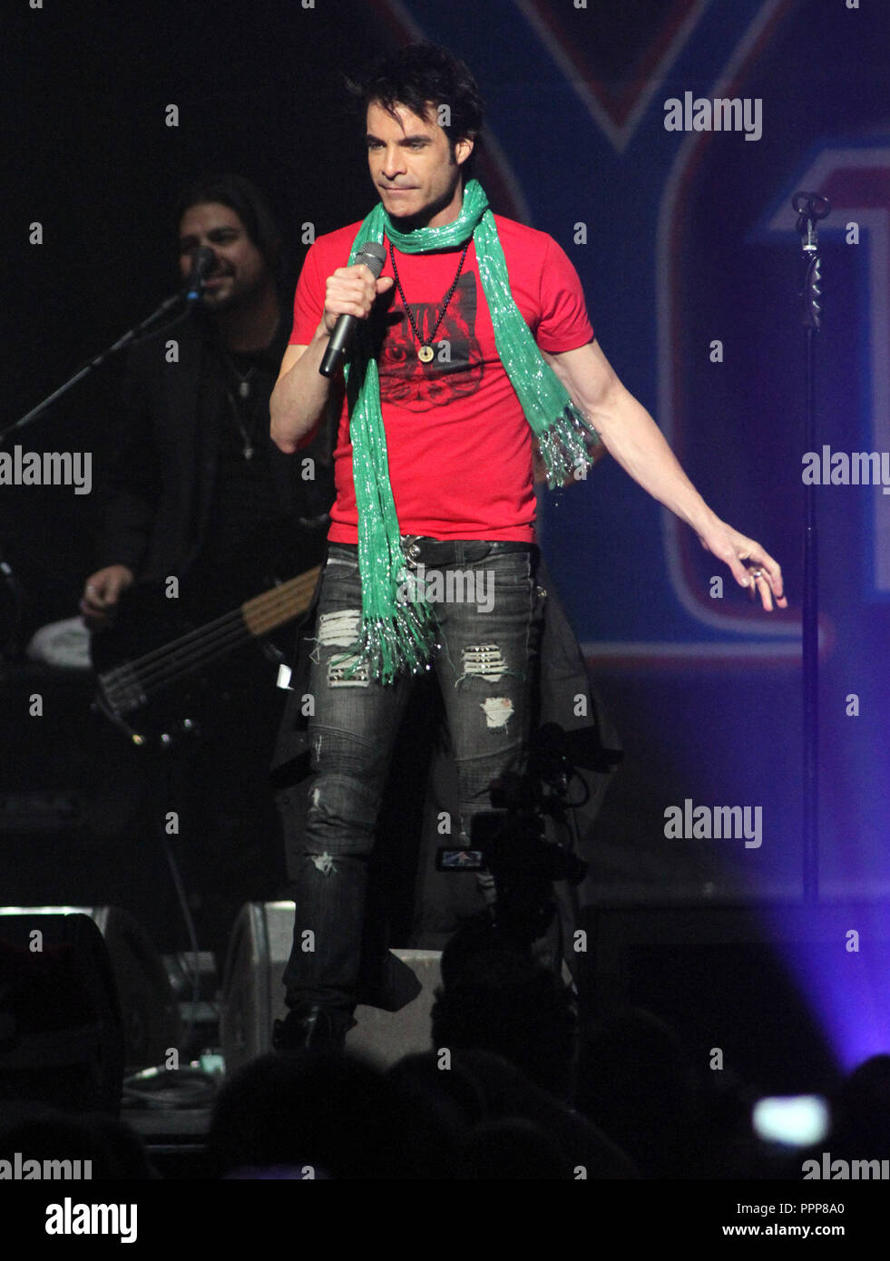 Patrick monahan hi-res stock photography and images - Alamy