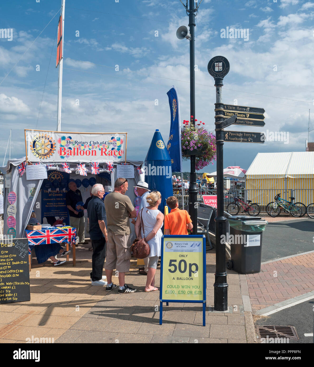Rotary club sign hi-res stock photography and images - Alamy