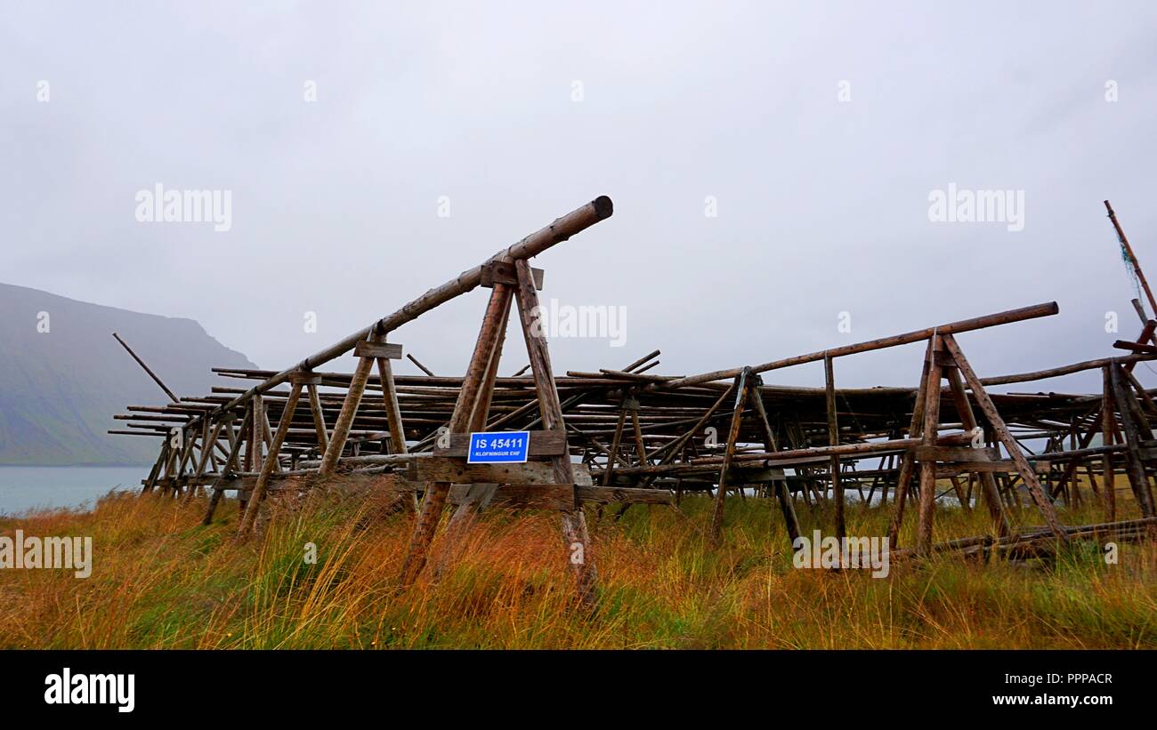 Drying poles hi-res stock photography and images - Alamy