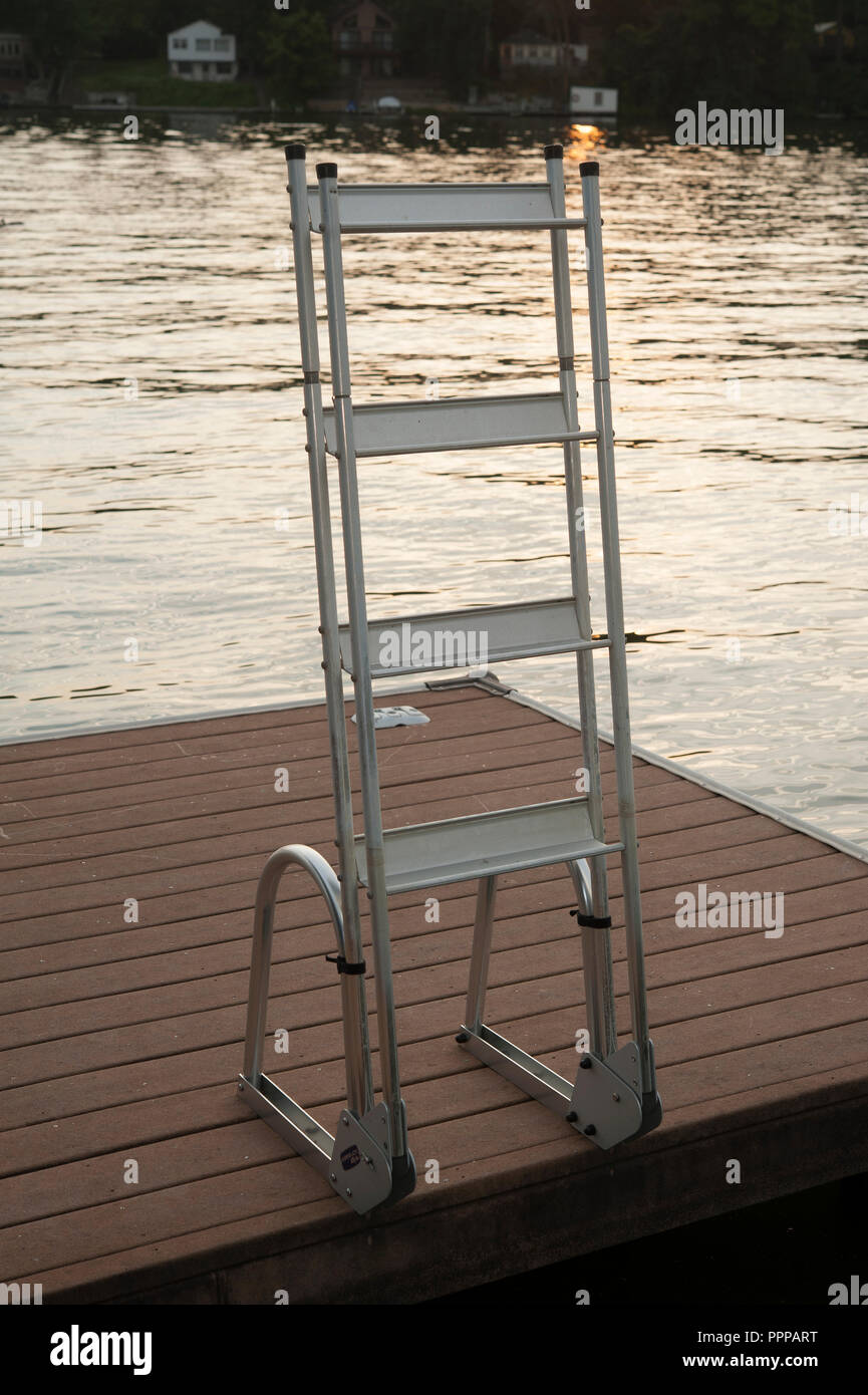 Schaffer lake hi-res stock photography and images - Alamy