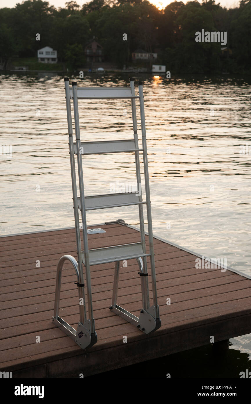 Schaffer lake hi-res stock photography and images - Alamy