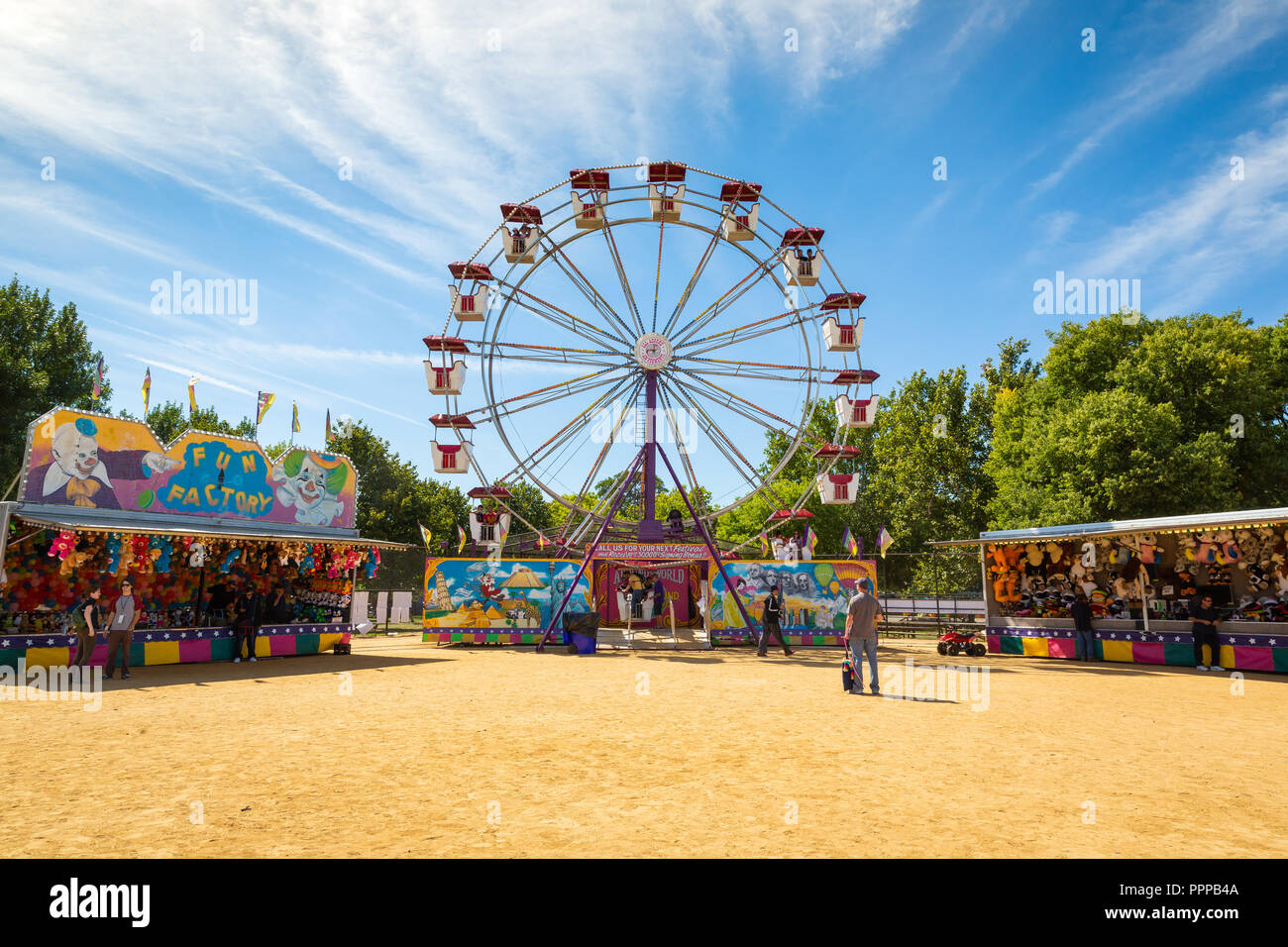 Ferris Wheel at carnival in Chicago, Illinois Stock Photo - Alamy