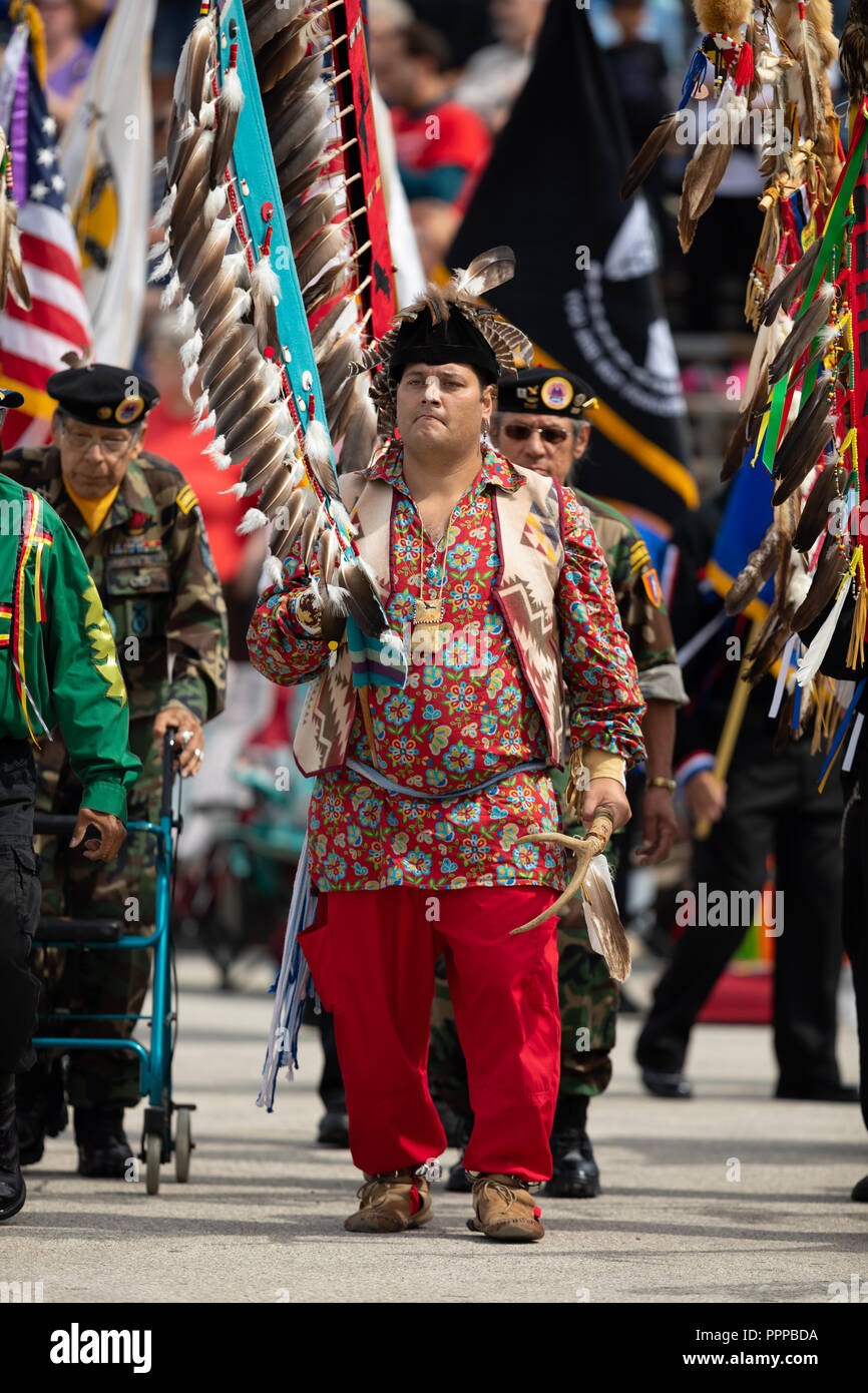 Native american military veteran hi-res stock photography and images ...