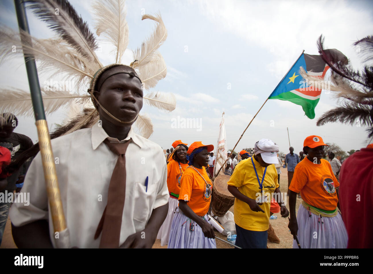 Ceremonial war dance hi-res stock photography and images - Alamy