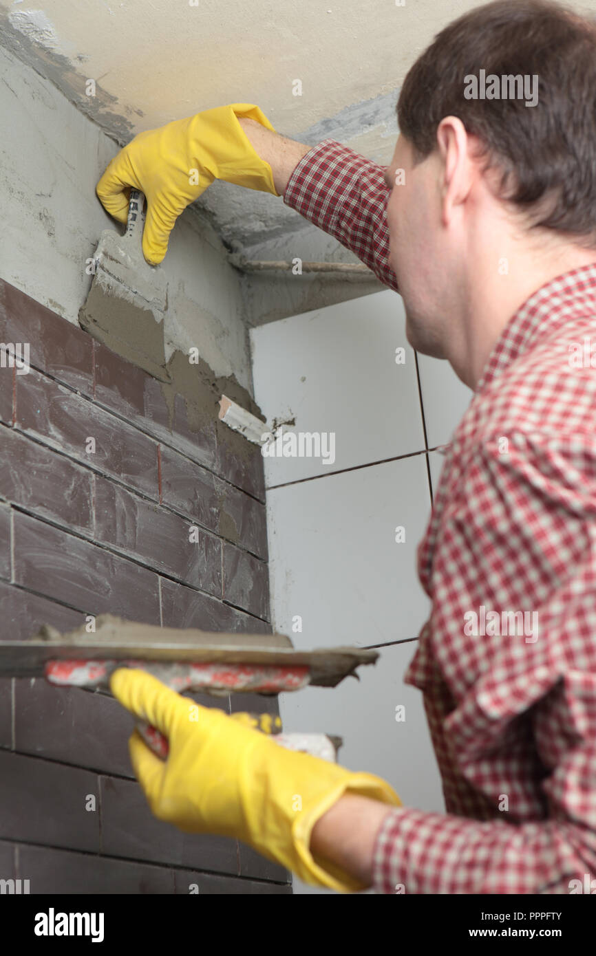 Renovation home clinker wall tile hi-res stock photography and images ...