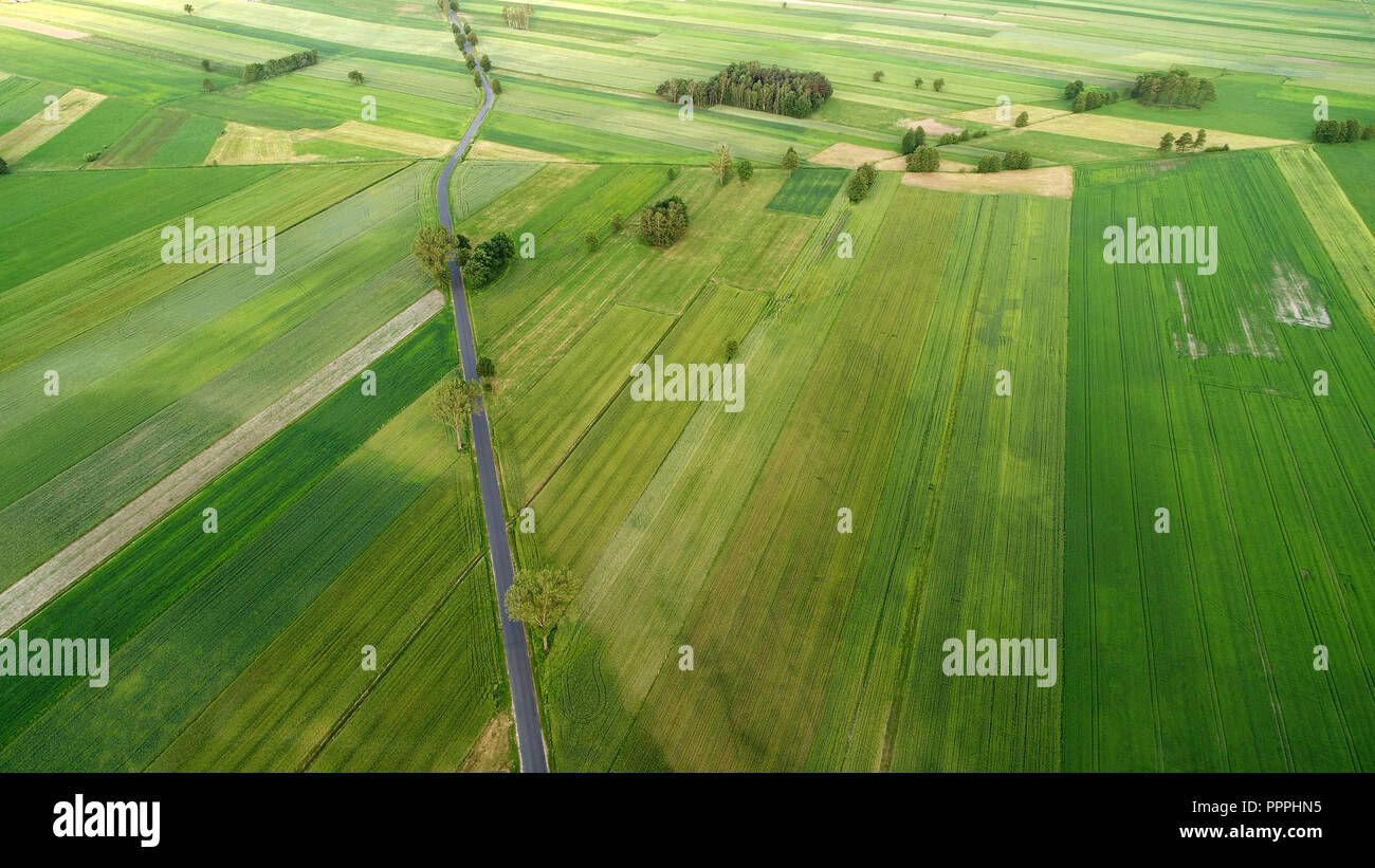 Aerial vide hi-res stock photography and images - Alamy