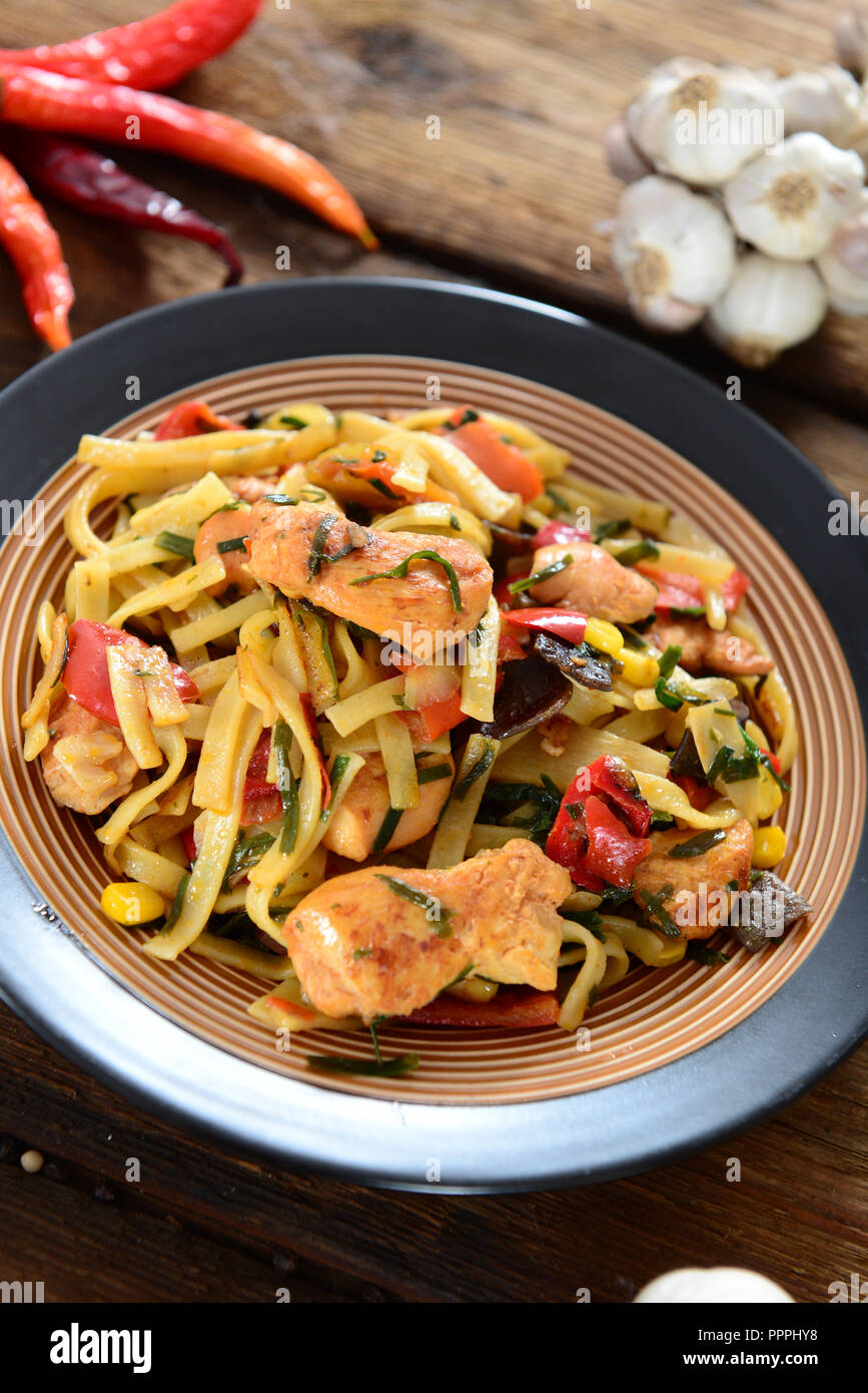 Bami goreng hi-res stock photography and images - Alamy
