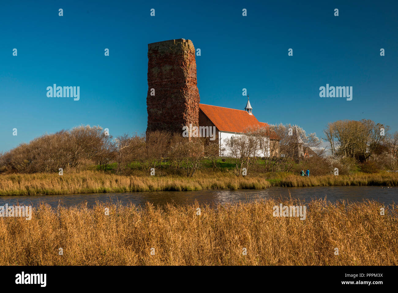 Ruined churches hi-res stock photography and images - Alamy