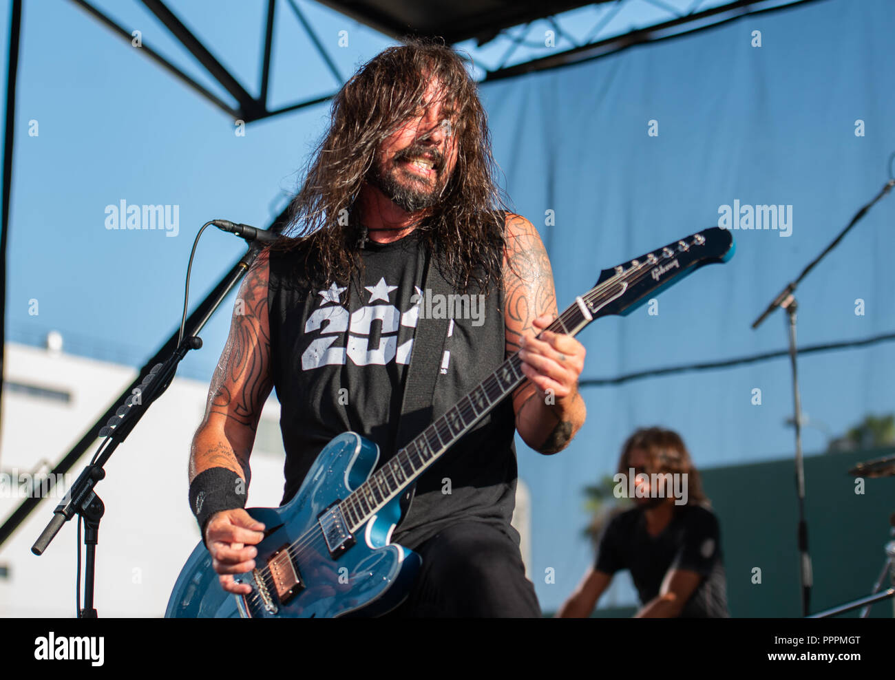 The Foo Fighters and Queen drummer Roger Taylor as Chevy Metal & The ...