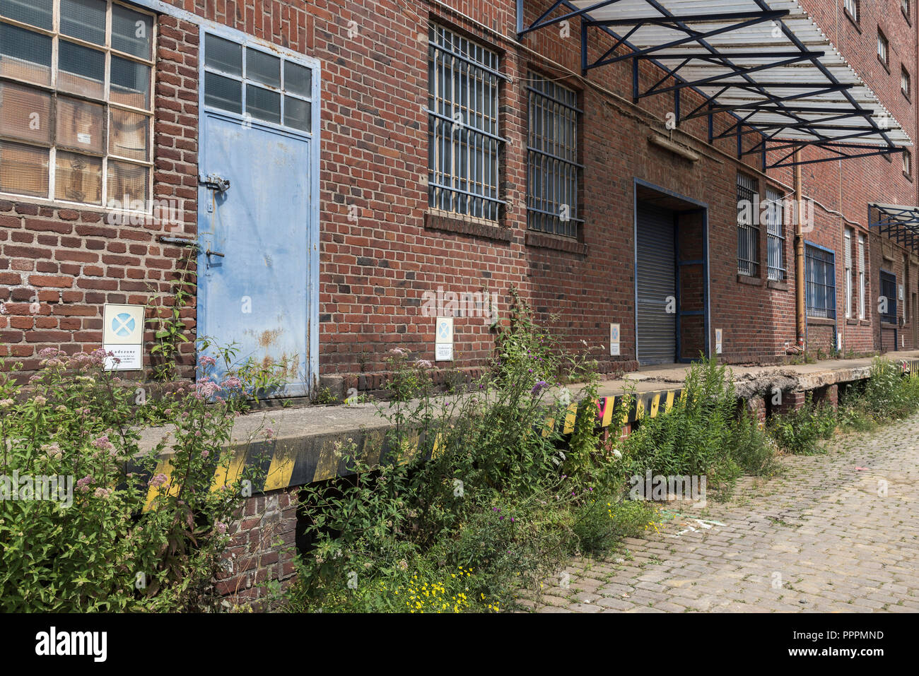 Industrial buildings germany hi-res stock photography and images - Alamy