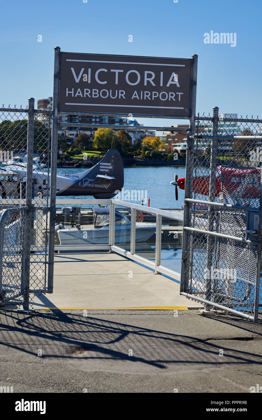 Harbour airport hi-res stock photography and images - Alamy