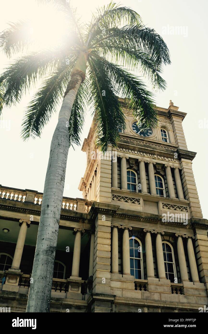 Judiciary Building in Honolulu Hawaii Stock Photo - Alamy