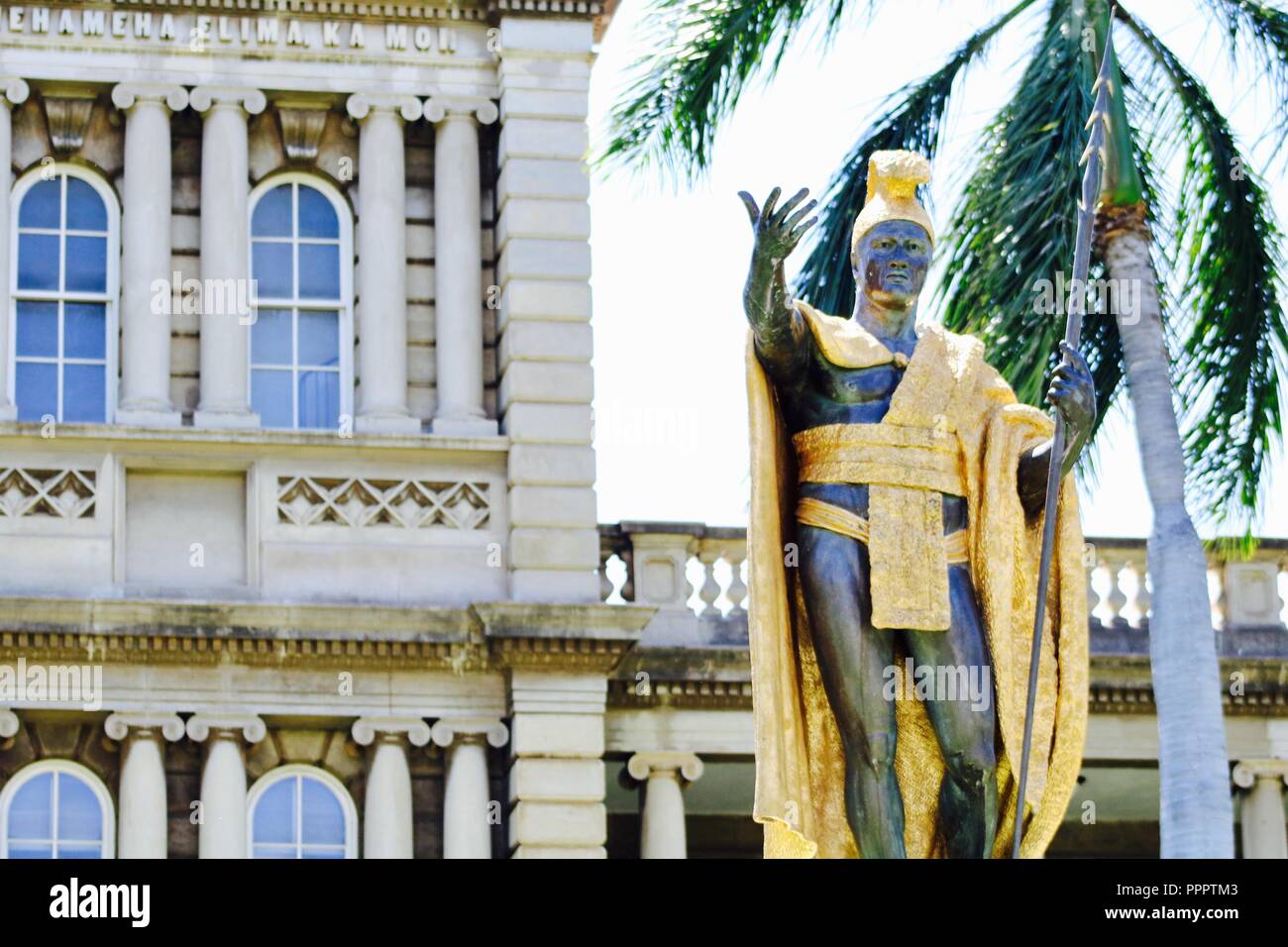 King kamehameha statue in honolulu hi-res stock photography and images ...