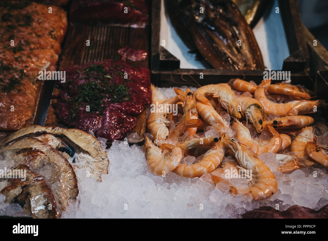 Supermarket display uk stand hi-res stock photography and images - Alamy