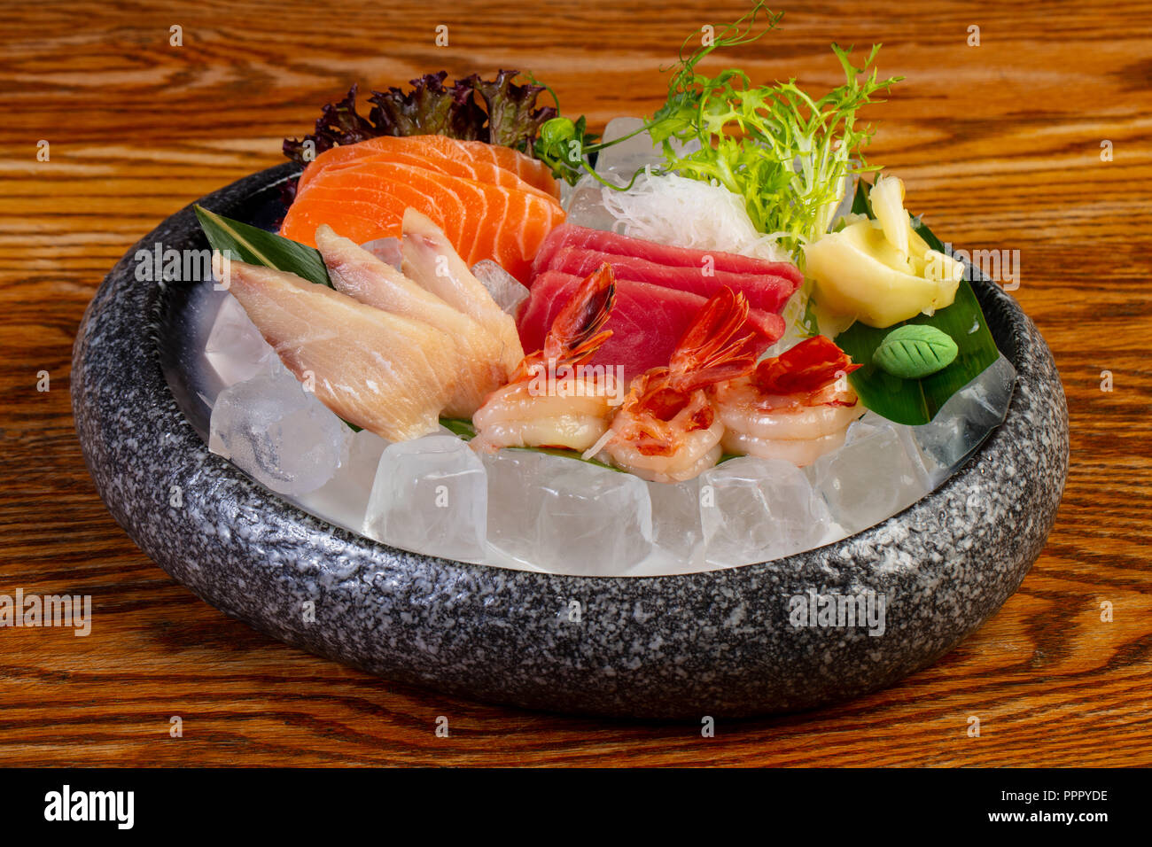 Japanese Sashimi set on ice Stock Photo - Alamy