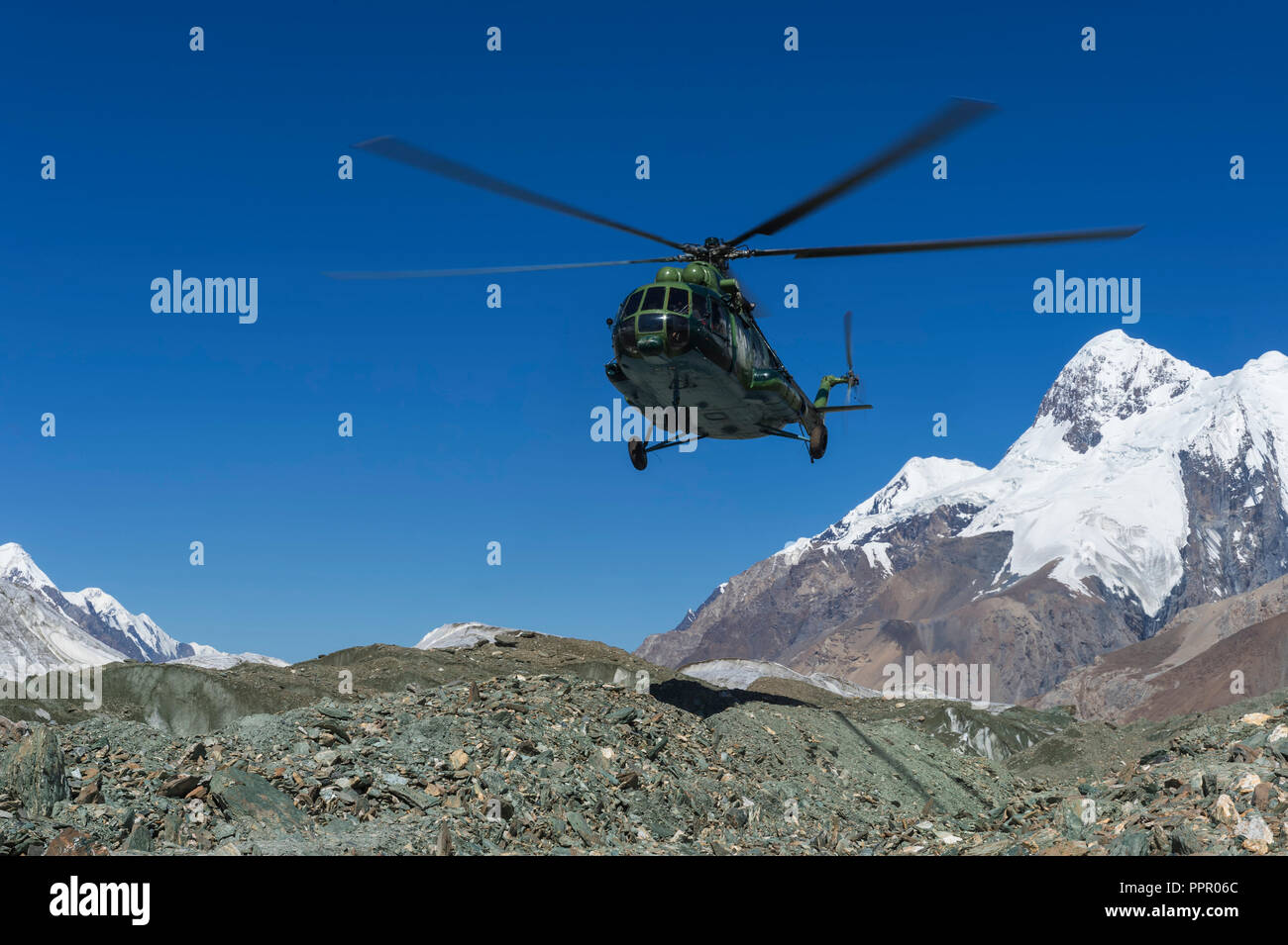 Basecamp hi-res stock photography and images - Alamy