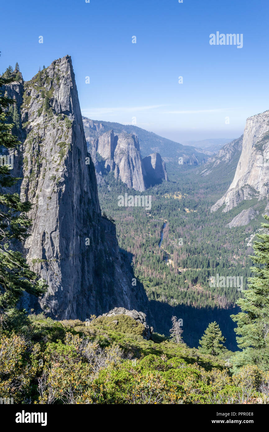 Sentinel rock and El Capitan from the 4 mile trail at Yosemite National ...