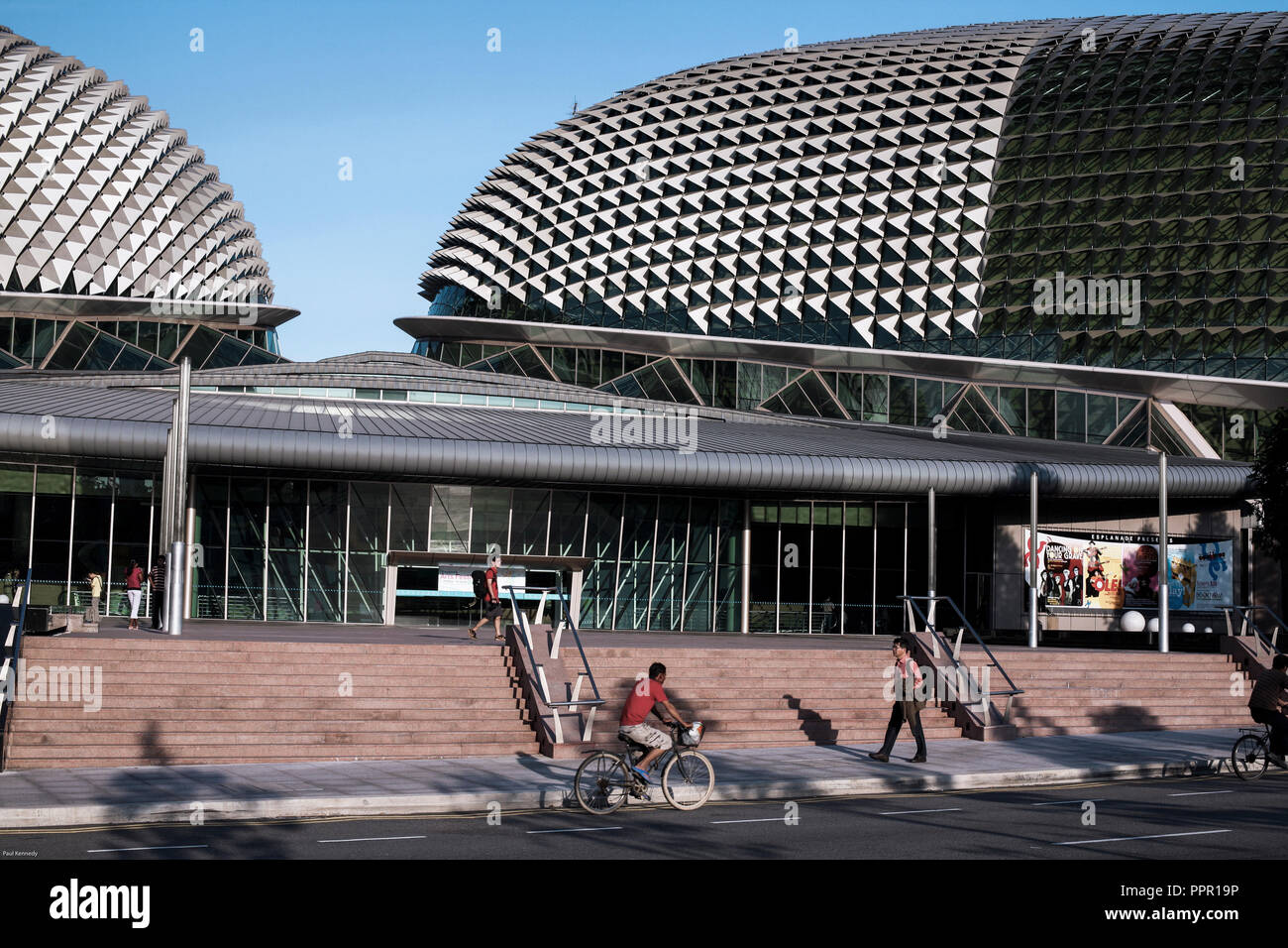 Esplanade, Theatres on the Bay building in Singapore Stock Photo - Alamy