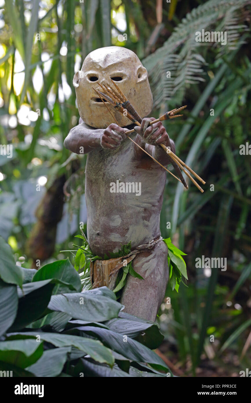 Papua new guinea mud men hi-res stock photography and images - Alamy