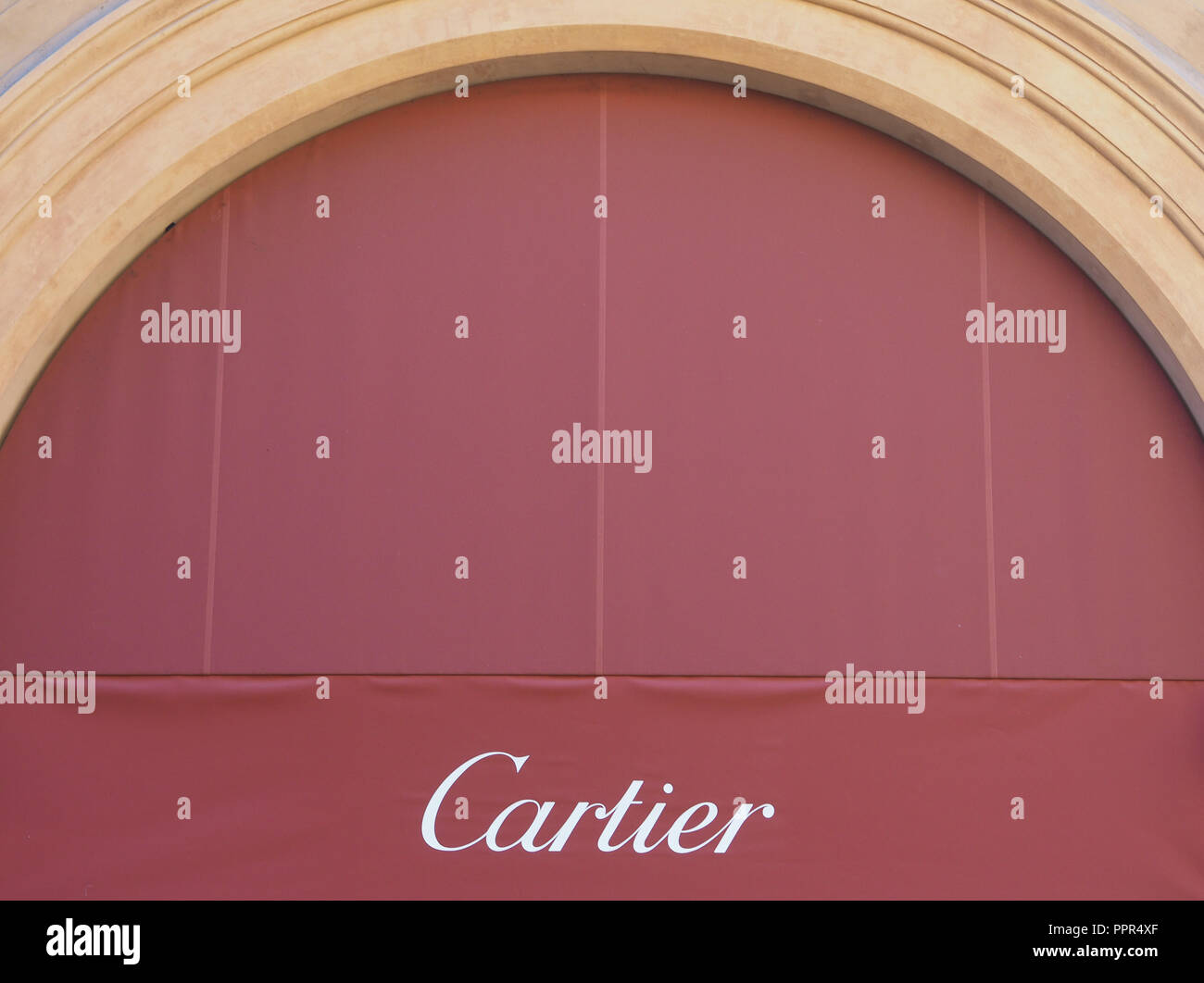 Cartier storefront hi-res stock photography and images - Alamy