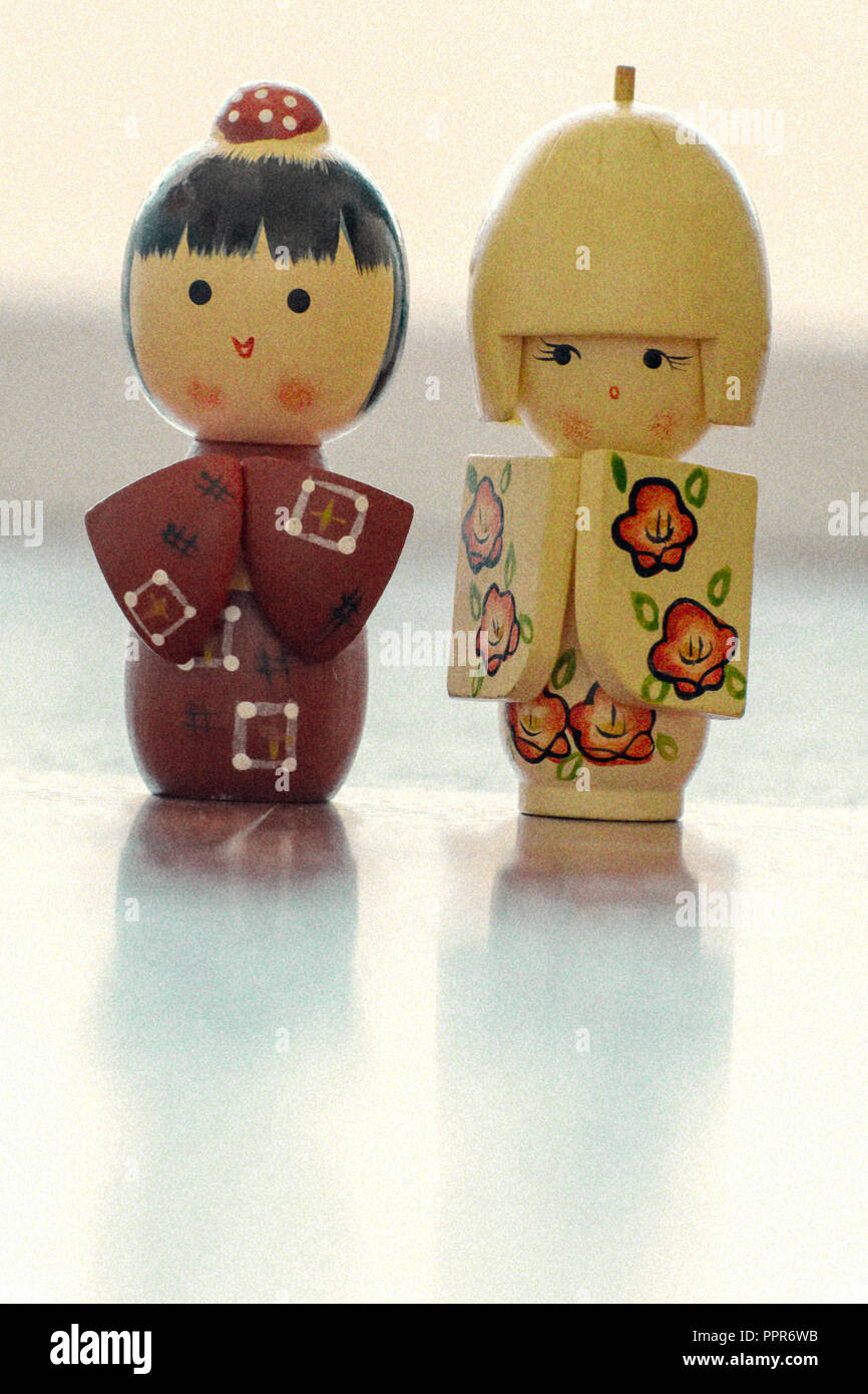 Light and shadow of Japanese dolls Stock Photo - Alamy