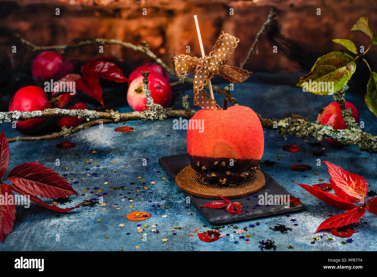 Halloween candy apple dessert Stock Photo - Alamy