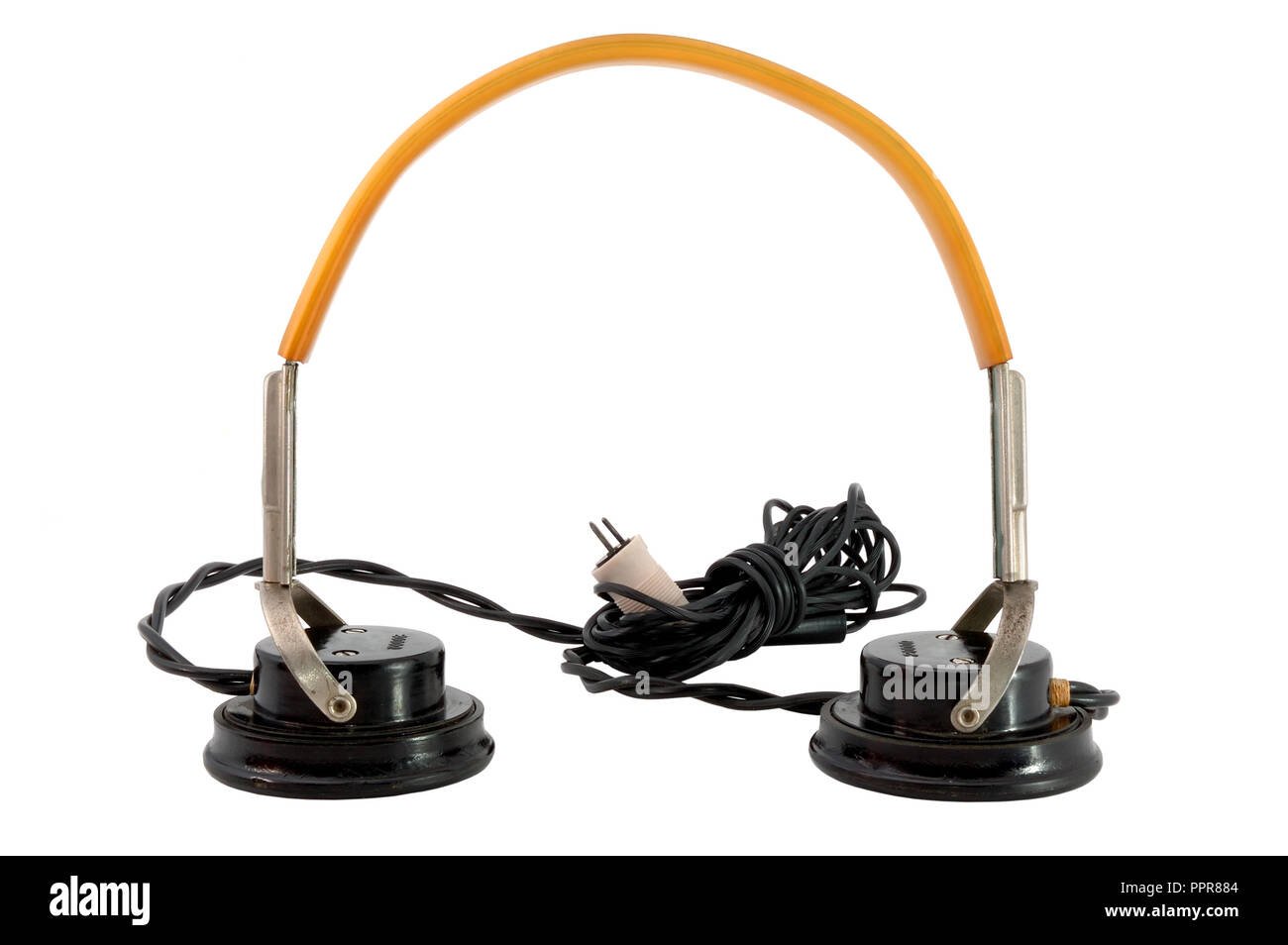 Old fashioned headphones hi-res stock photography and images - Alamy