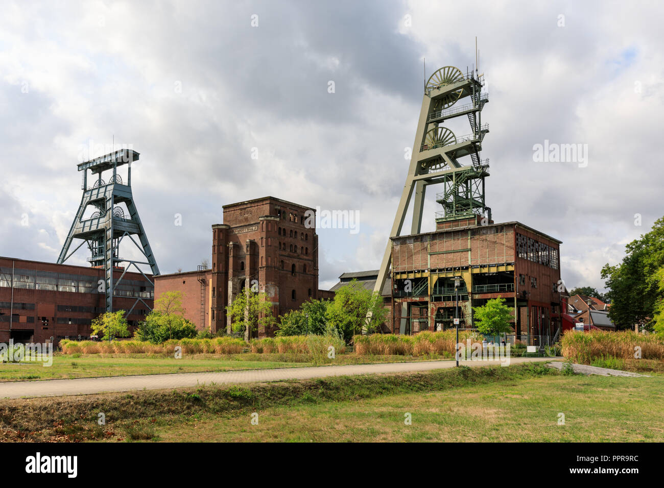 Zeche Ewald, industrial buildings and the former coal mine shaft towers ...