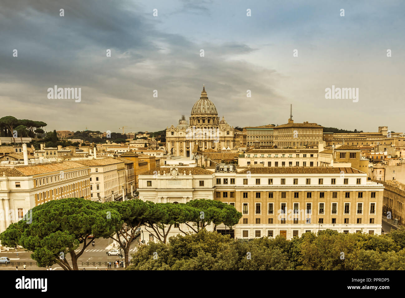 Aerial view st peter's basilica hi-res stock photography and images - Alamy